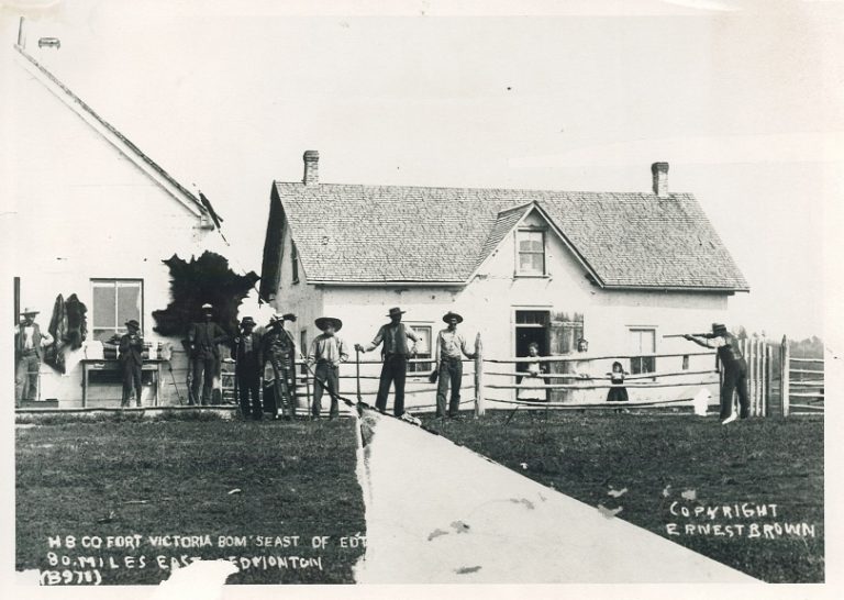 Historic Photographs of the Oldest Buildings in Alberta